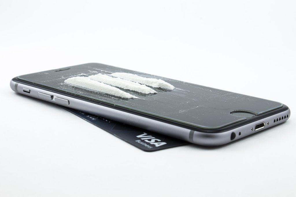 Smartphone Misuse and Substance Abuse: A Growing Threat to Youth in ...